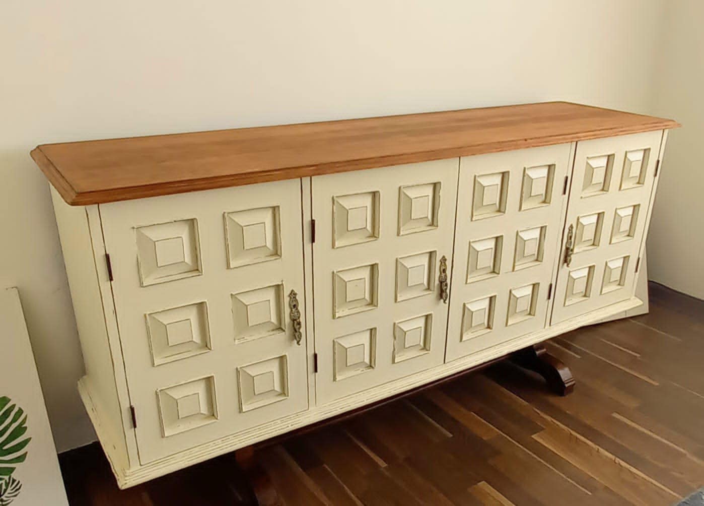 Gran buffet de madera renovado a mano - Easy Garage Sales