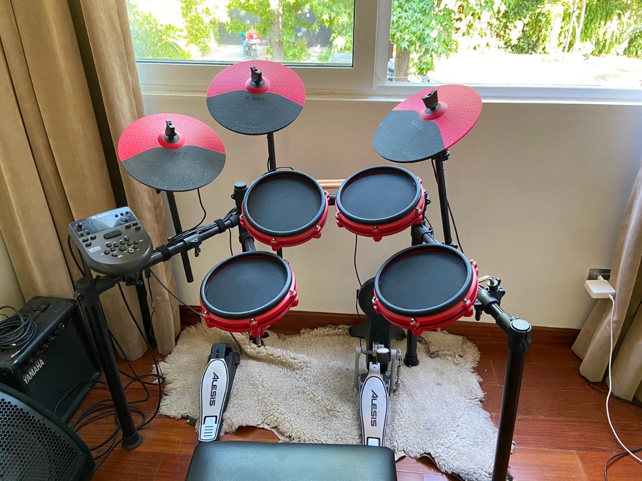 Batería Electrónica Alesis Nitro Drum Module - Easy Garage Sales